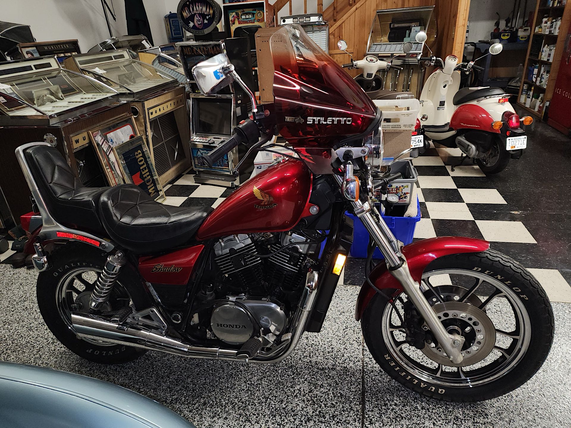 1985 Honda Shadow 700cc